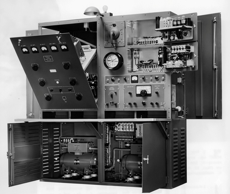 Mackay-ITT - Inland Marine Radio History Archive